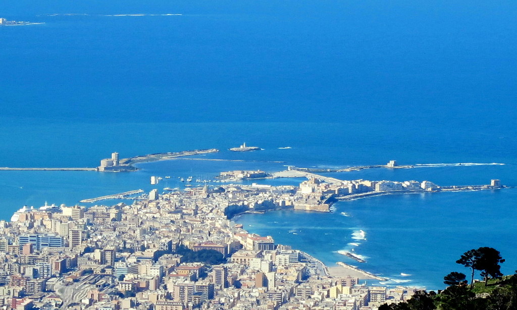 ITERDOMUS: Trapani: Falce e abbondanza