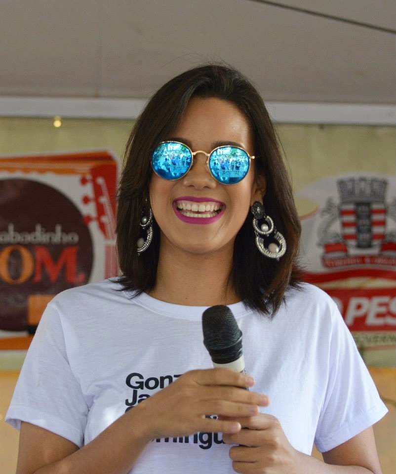 ACONTECE: Bruna Borges é a convidada do Clube do Samba no "Samba na Vila"