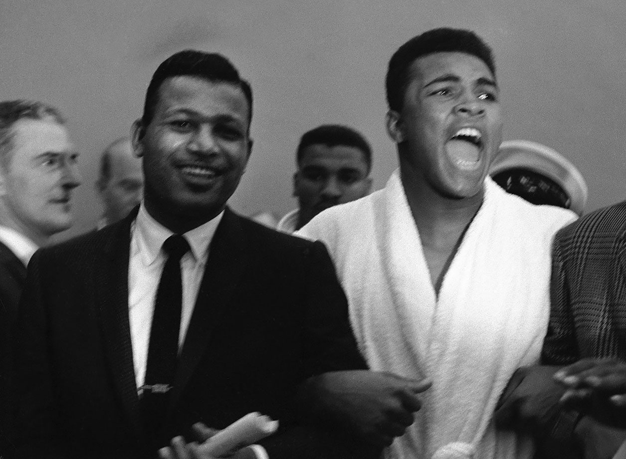 front and center with baba zayid: splitting skin (poem) for Muhammad Ali