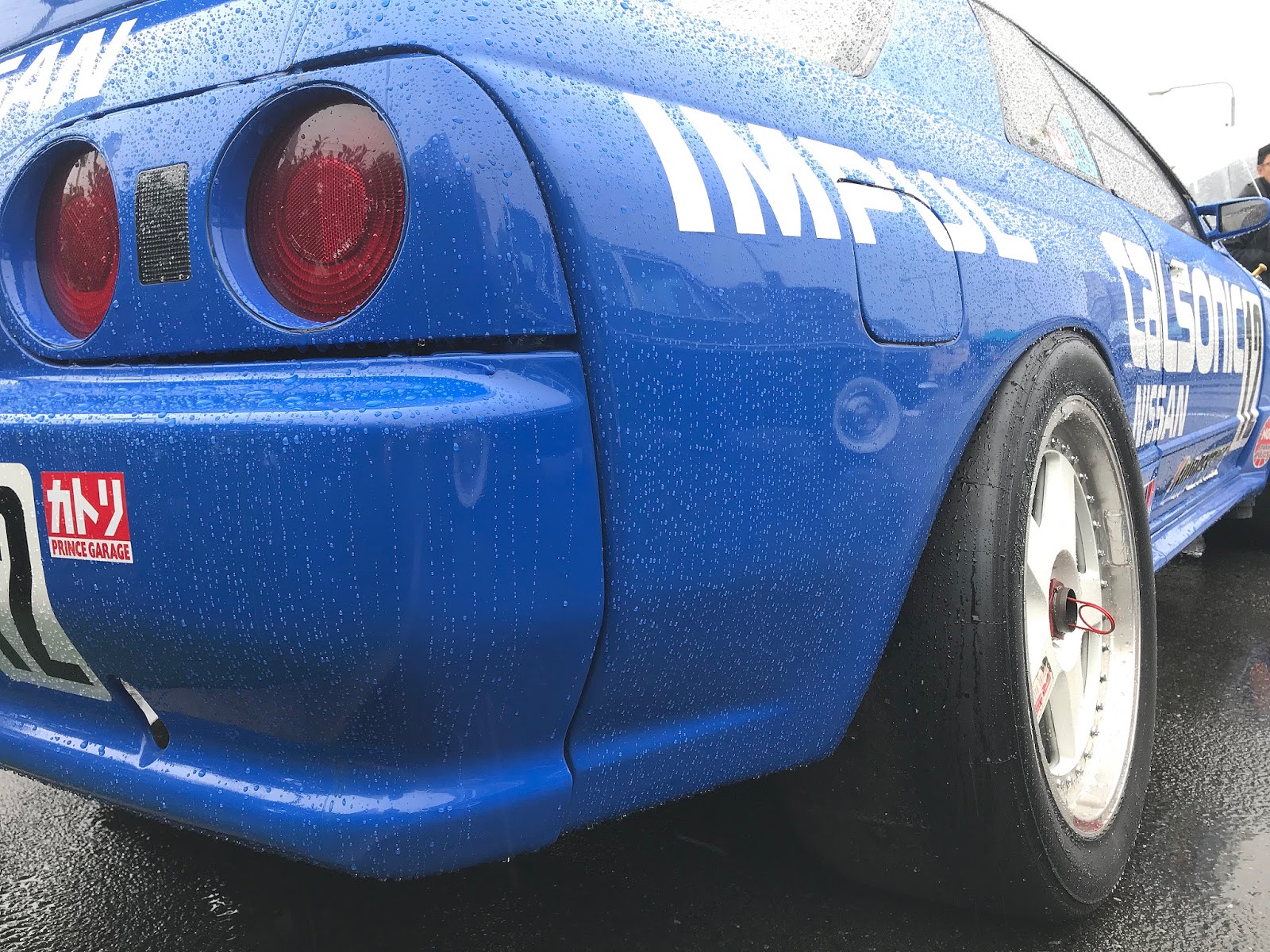 NICEST PEOPLE: Kazuyoshi Hoshino Calsonic R32 Skyline GT-R