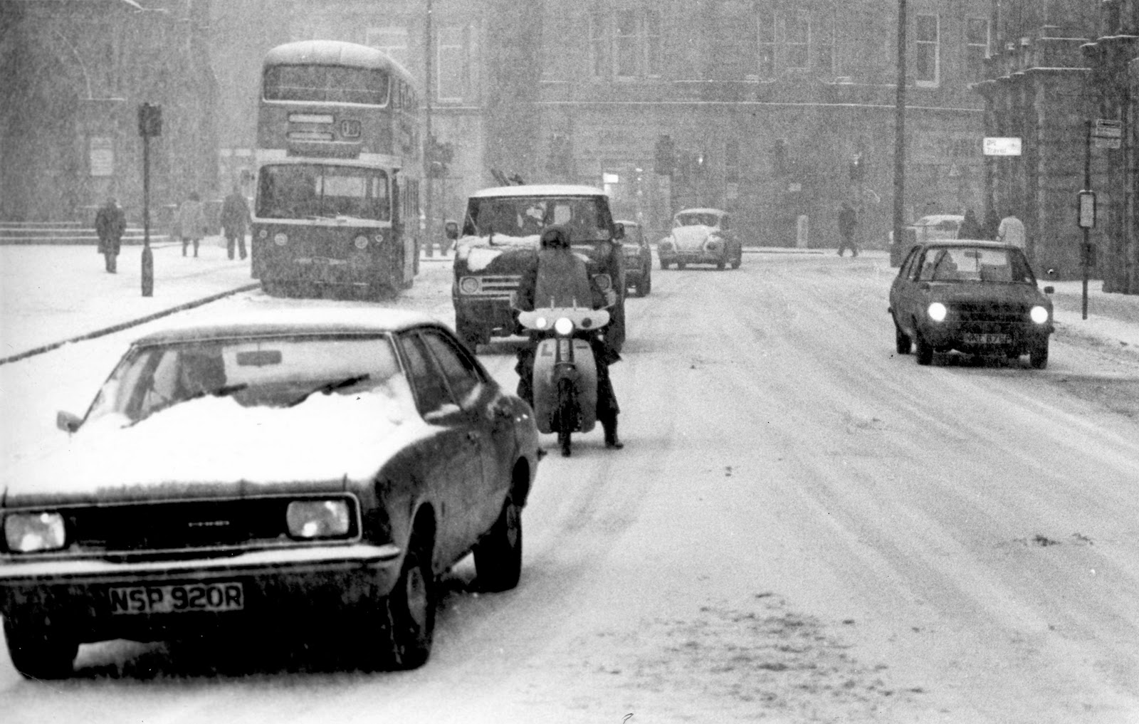 RETRO DUNDEE: THE SNOWY SEVENTIES