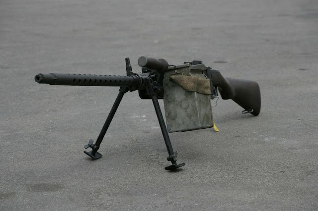 Defence Horizon: Stinger-The improvised badass browning