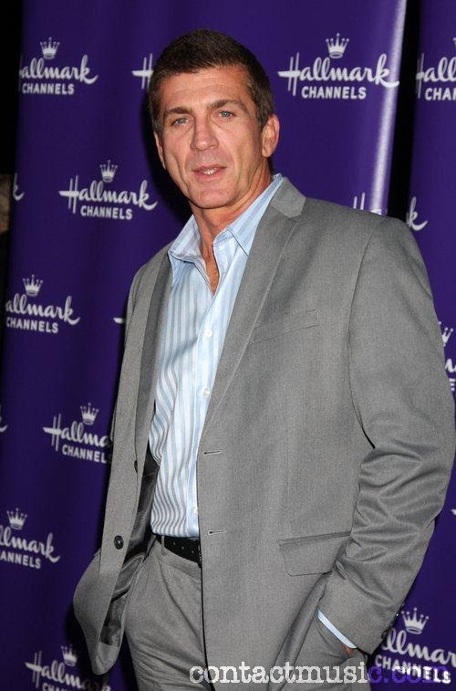 Insights of a Domestic Goddess: Joe Lando and the Federal Gnomes