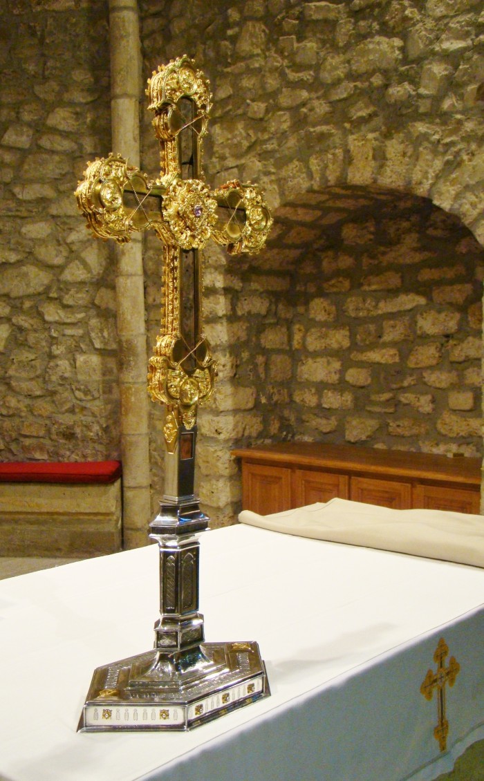 Caminos y encomiendas: La Vera Cruz - Santa Cruz - Titulus Crucis