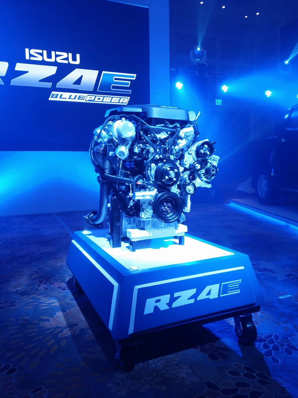 MotoPH.com : Efficient & Powerful: Isuzu PH launches all-new RZ4E Blue ...