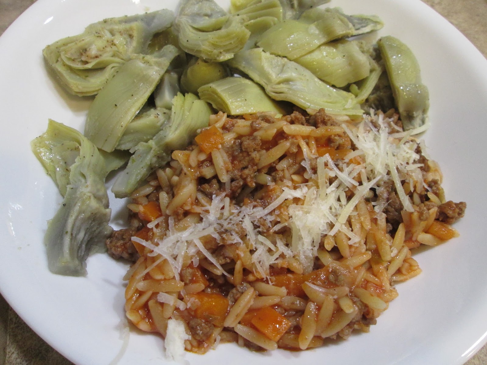 Please, DON'T pass the salt!: Manestra (Orzo) with Hamburger - Greek Style