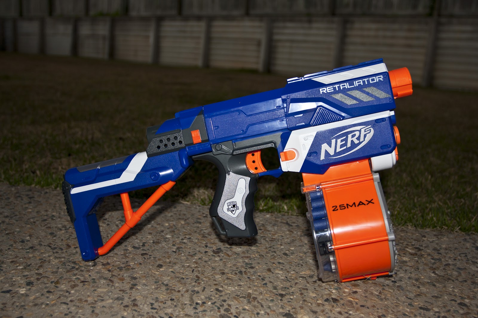 street tag warfare: Review: Nerf Elite Rampage and Retaliator