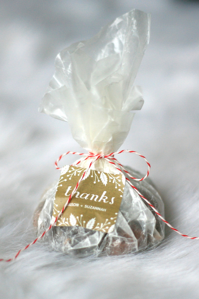 Easy holiday potluck party decor! / Create / Enjoy