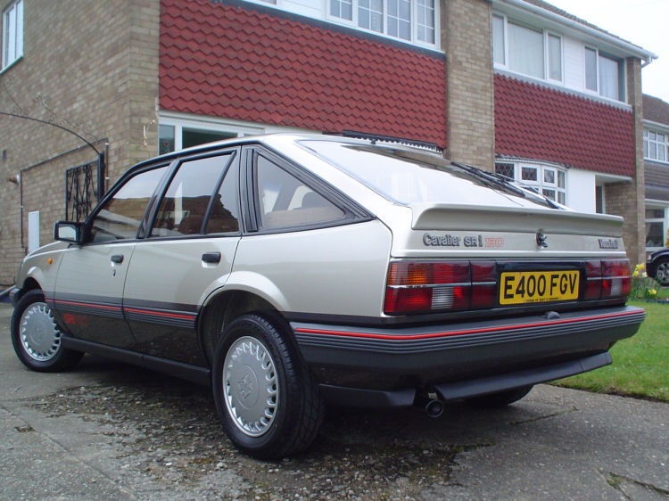 El Garaje Algabeño: Vauxhall Cavalier SRi 130 MkII de Vanguards