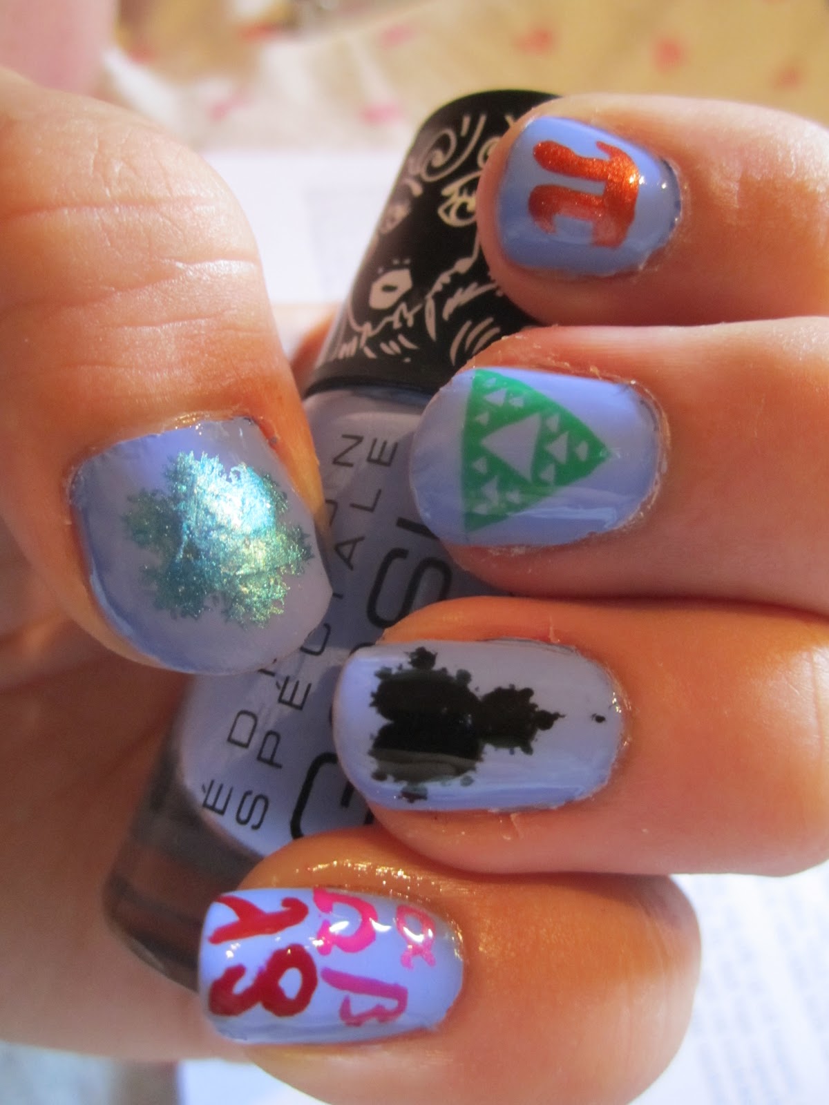 Frk. Fine & Katihh's nail blog: Geeky math nails