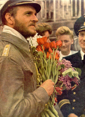 Third Reich Color Pictures: Fregattenkapitän Erich Topp