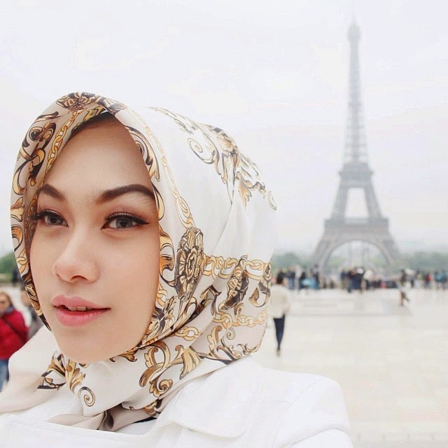 53+ Model Jilbab Luar Negeri