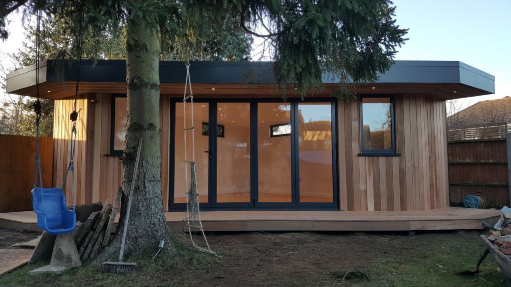 Shedworking: Triangular garden room office