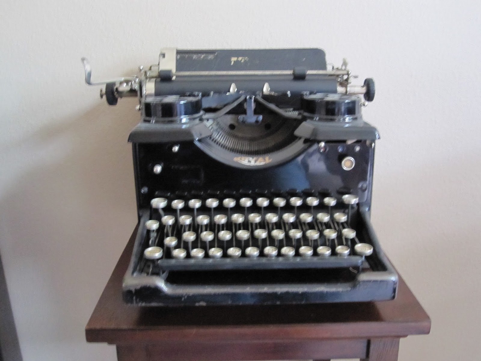 Words are Winged: Two kinds of machines