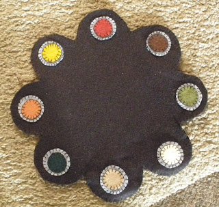 Jo's Craft Journey: Penny rug (candle mat)