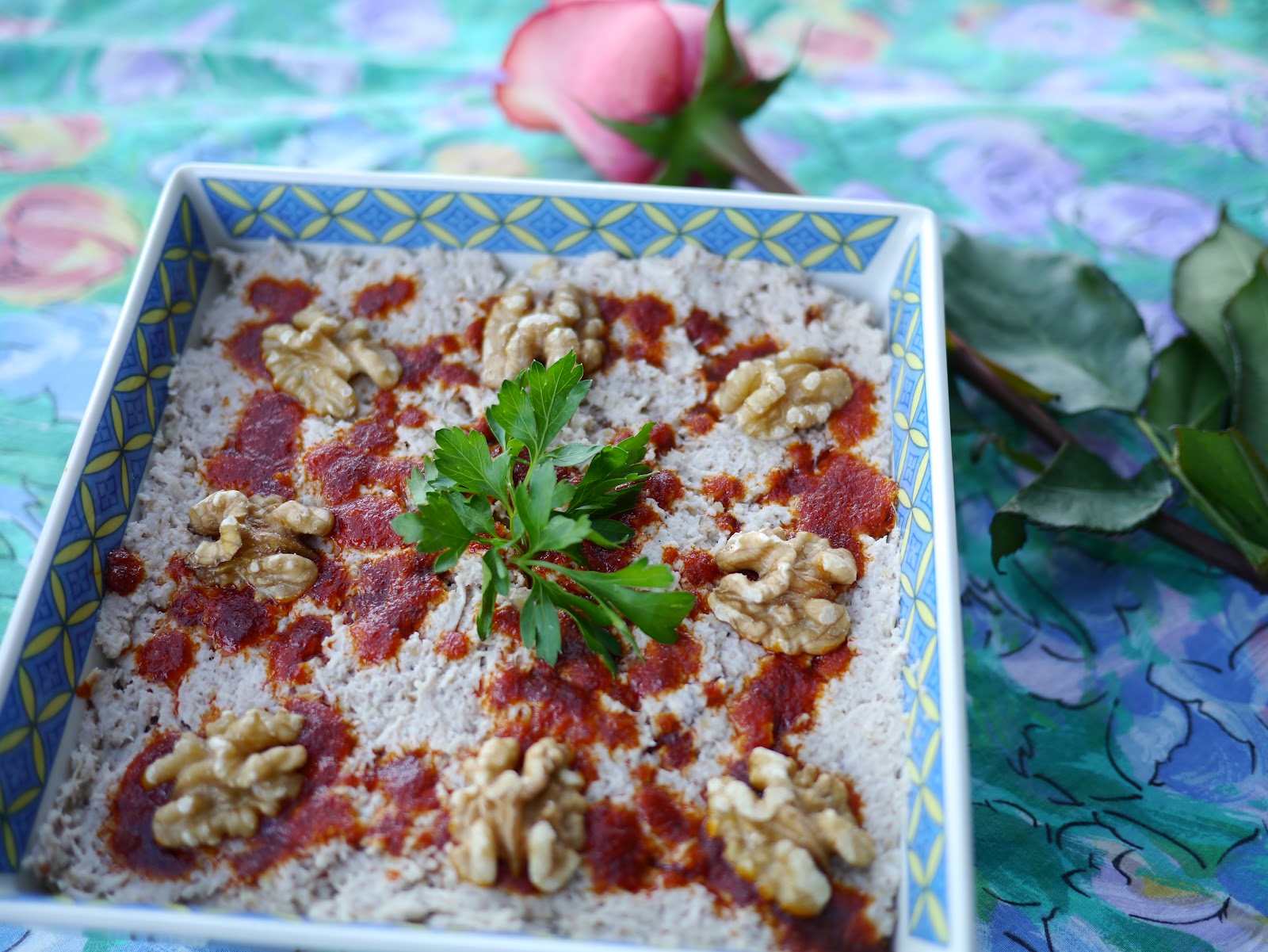 Yasemin's Kitchen: Circassian Chicken Salad – Cerkez Tavugu