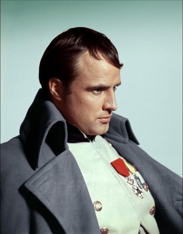 42 Color Photographs of a Young Marlon Brando From the 1940s and 1950s ...