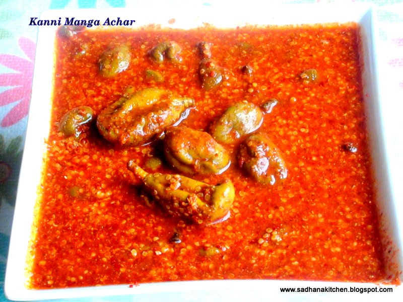 Madappalli - Temple's Kitchen: Kannimanga /Vadu mangai/Tender Mango Pickle