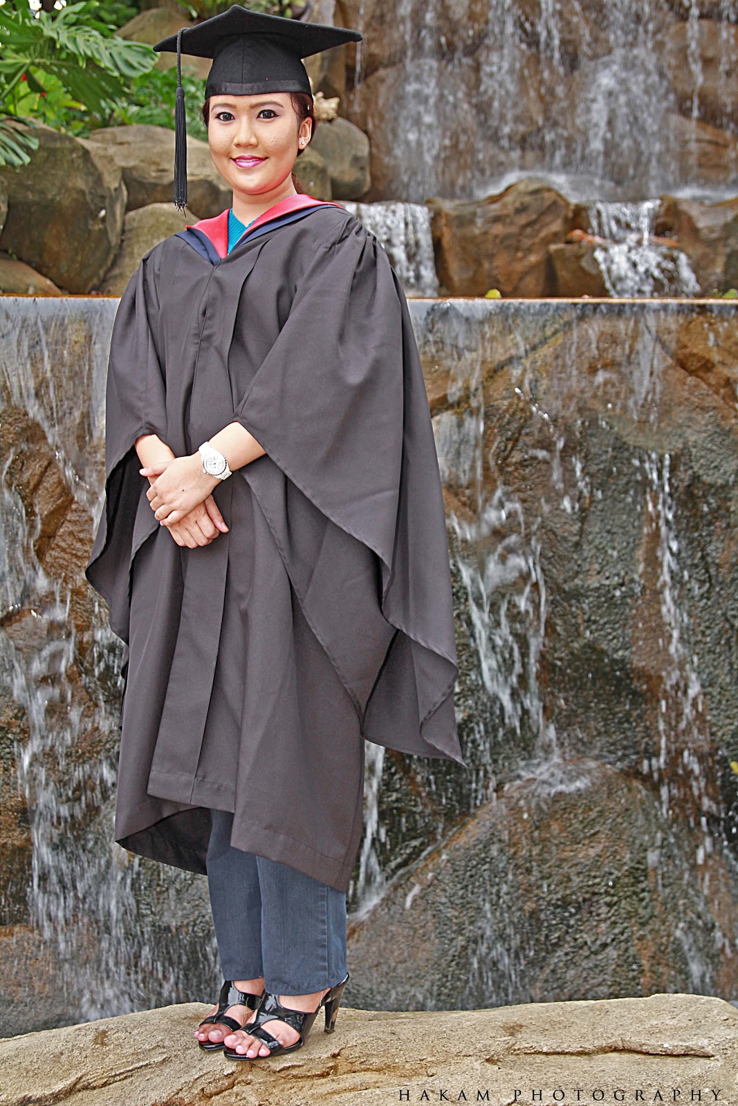 Convocation Photoshoot - Salbia ~ Hakam Photography - Malaysia Wedding ...