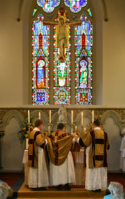 New Liturgical Movement: The Premonstratensians of St Philip's Priory ...