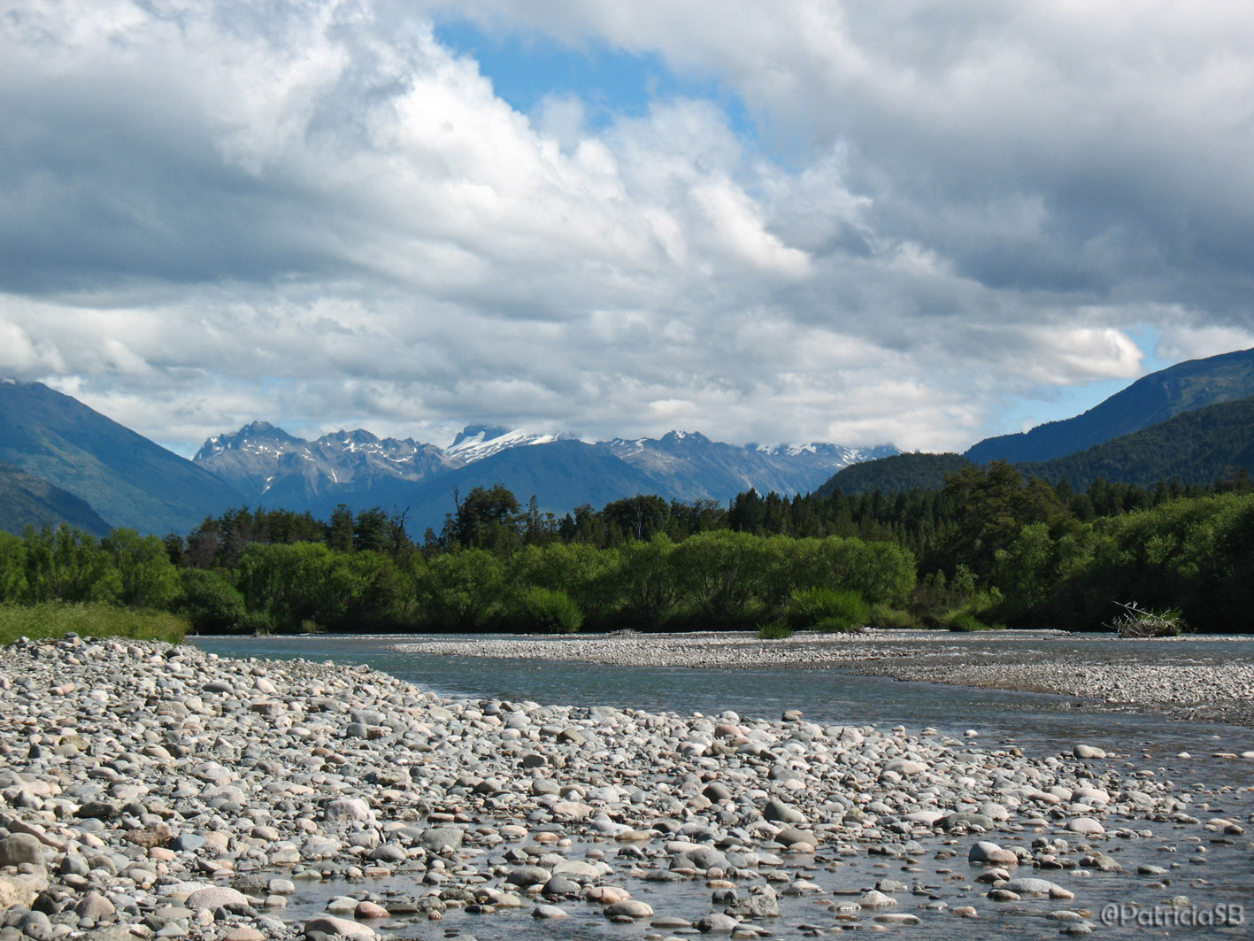 FOTOS Y RELATOS DE VIAJES: Paseando por el Rio Azul