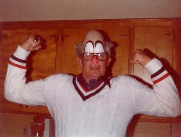 Mitch O'Connell: A Shitload of Clowns! A Collection of the Craziest ...