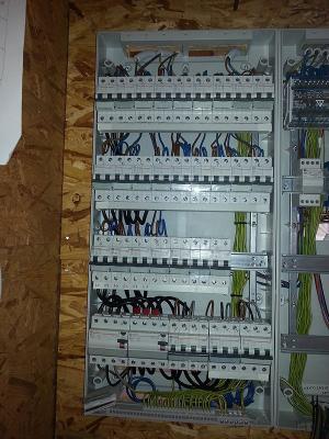 Klassite Beveiligen van een elektrische installatie: Plaatsen van een ...