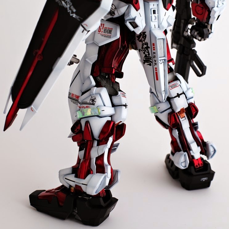 Custom Build: PG 1/60 Gundam Astray Red Frame "Detailed"