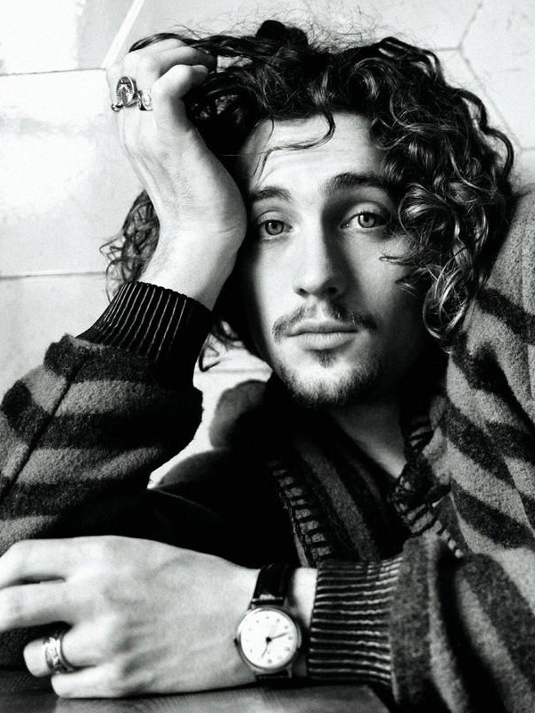 Aaron Taylor Johnson Curly Hair
