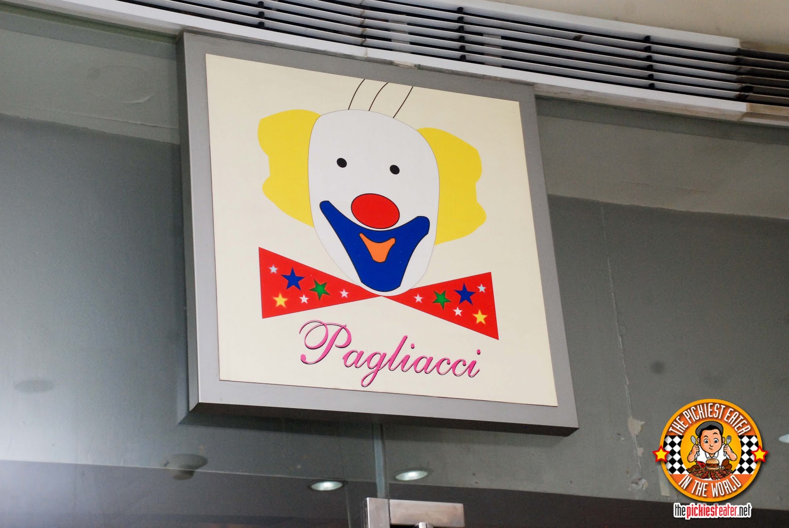 THE PICKIEST EATER IN THE WORLD: NO CLOWNING AROUND AT PAGLIACCI ...