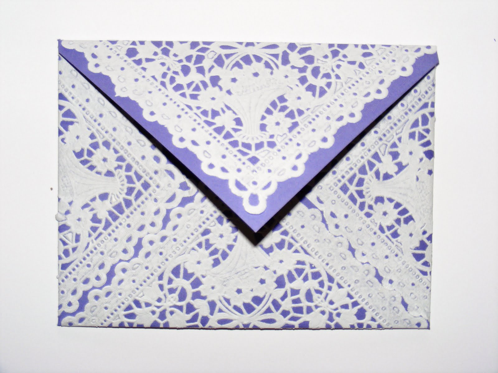 Poppyscabin: Paper lace Doily Envelope