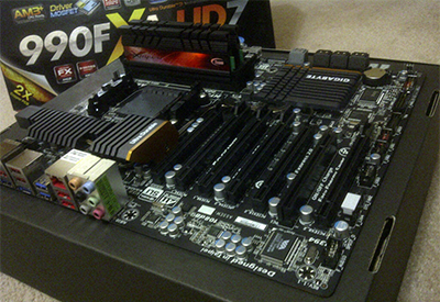 Redes y Soporte Perú: PLACA AMD AM3+ GIGABYTE GA-990FXA-UD7