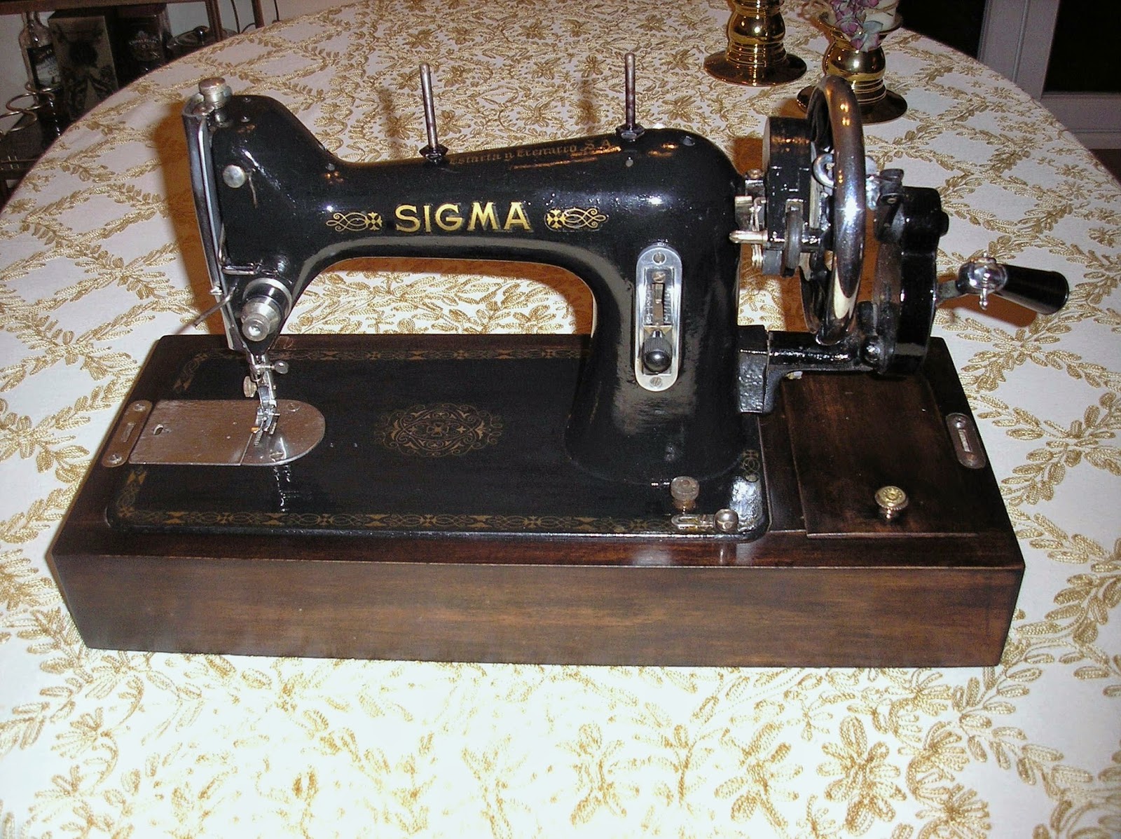 EL DESVAN DE MAMEN: MÁQUINA SIGMA