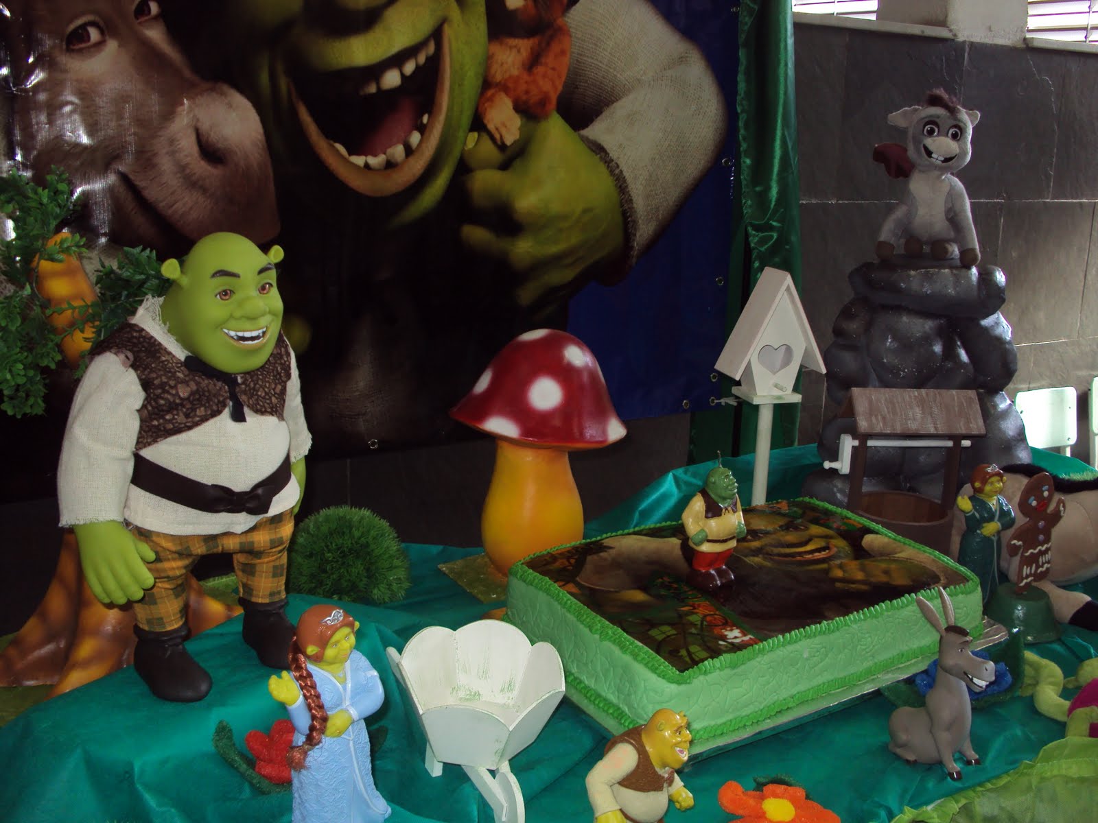 Ladybug festa escolar: SHREK