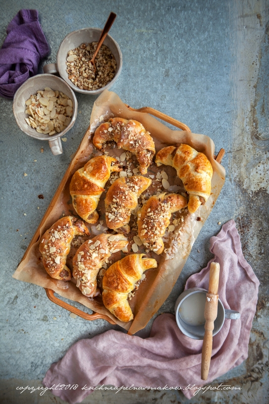 kuchnia pełna smaków: Rogal Świętomarciński vel Śródecki. Pan Rogal.