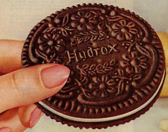 Jared Unzipped: The Heavenly Hydrox Cookie.