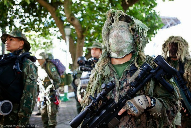 Brazilian Navy Special Forces GRUMEC. | WEAPONS FREE
