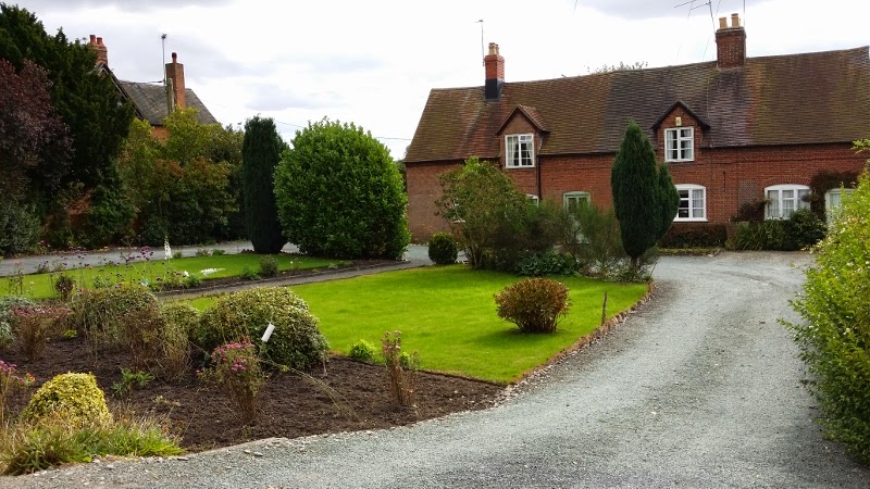 Lucy's Wednesday walks: Staffordshire Way From Seisdon to Nurton (near ...