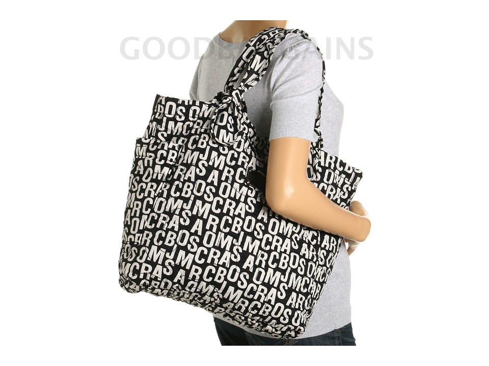 Goodbargains (Singapore): MARC BY MARC JACOBS SIGNATURE TOTE - S$395 ...