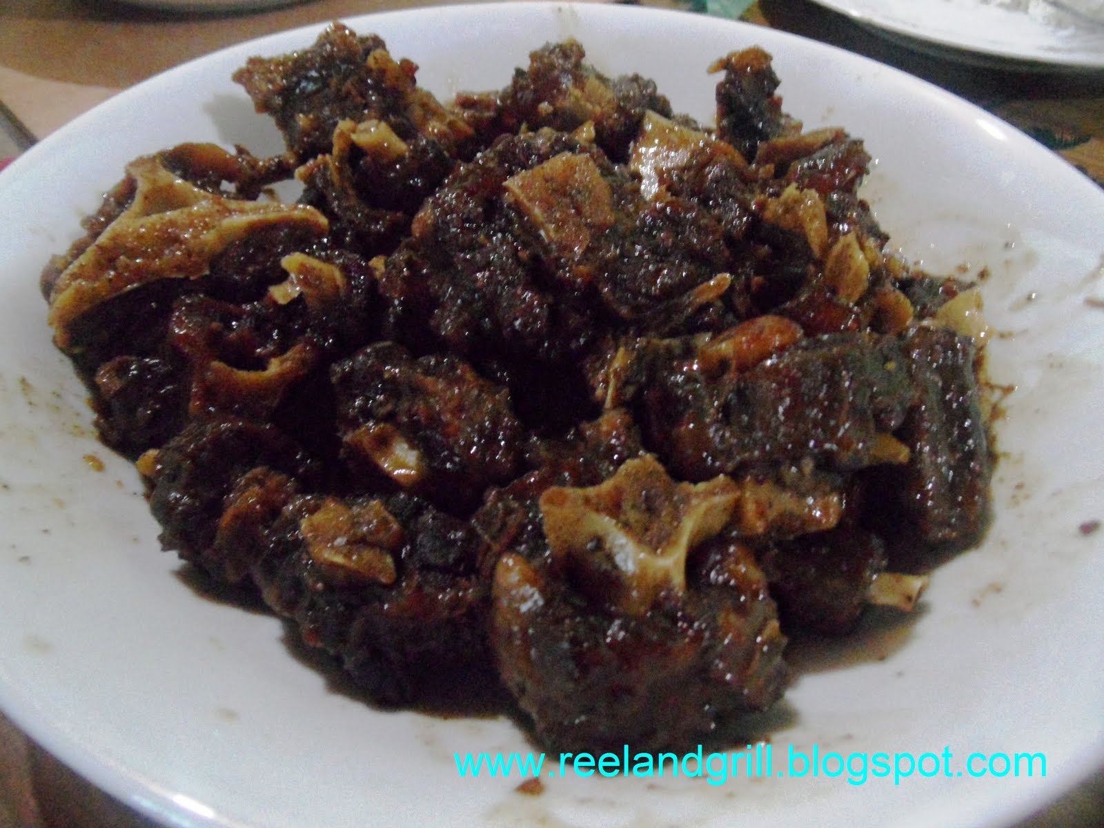 Reel and Grill: Buntot ng Baka sa Oyster Sauce (Oxtail in Oyster Sauce ...