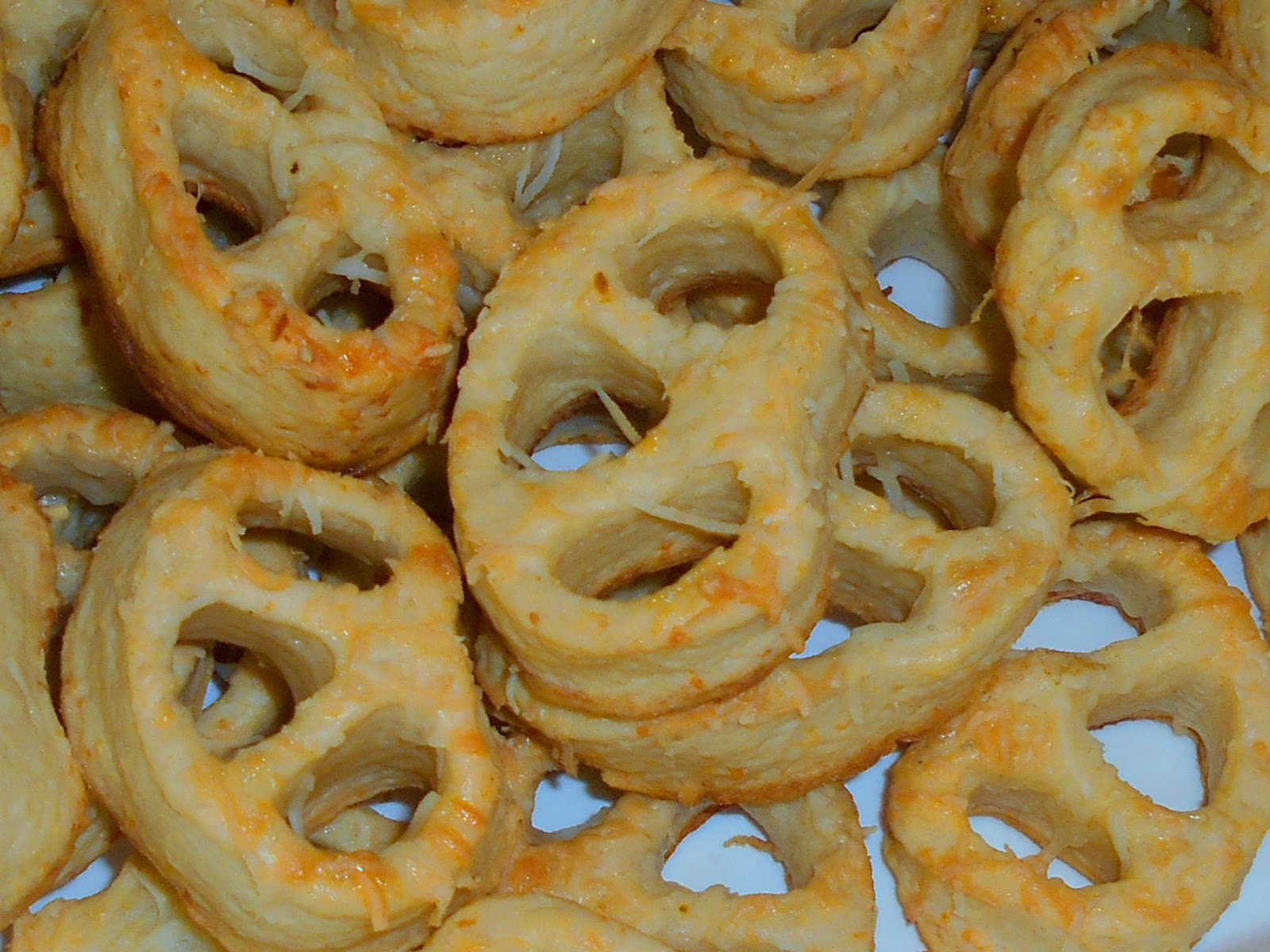 Nagyi titkai a házias ízekről receptekkel: Sajtos perec