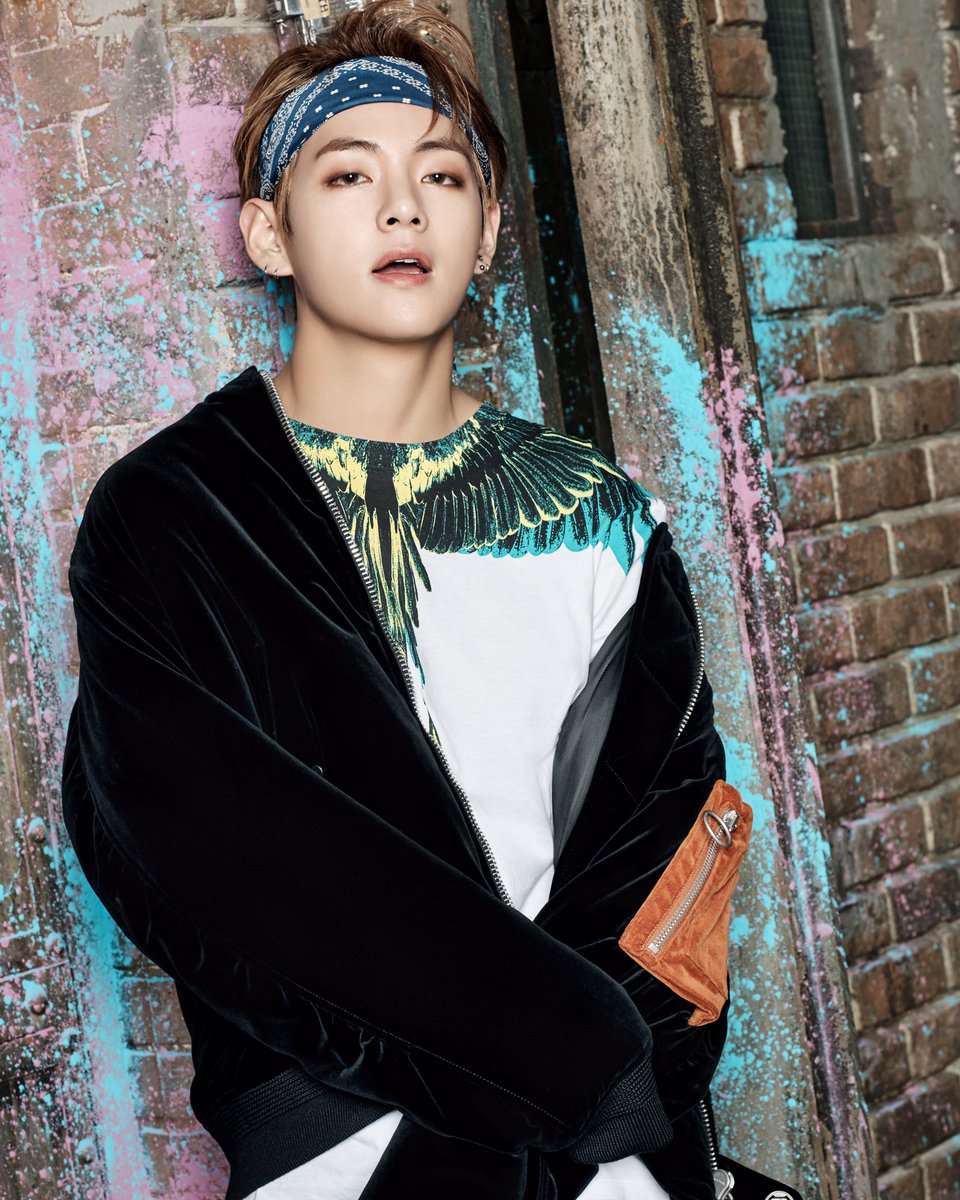 K-pop actor actress: KIM TAE HYUNG V (BTS)