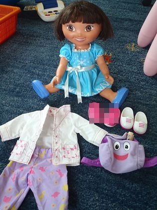 Nurul Azham's Shoppe: Dora The Explorer Doll Set