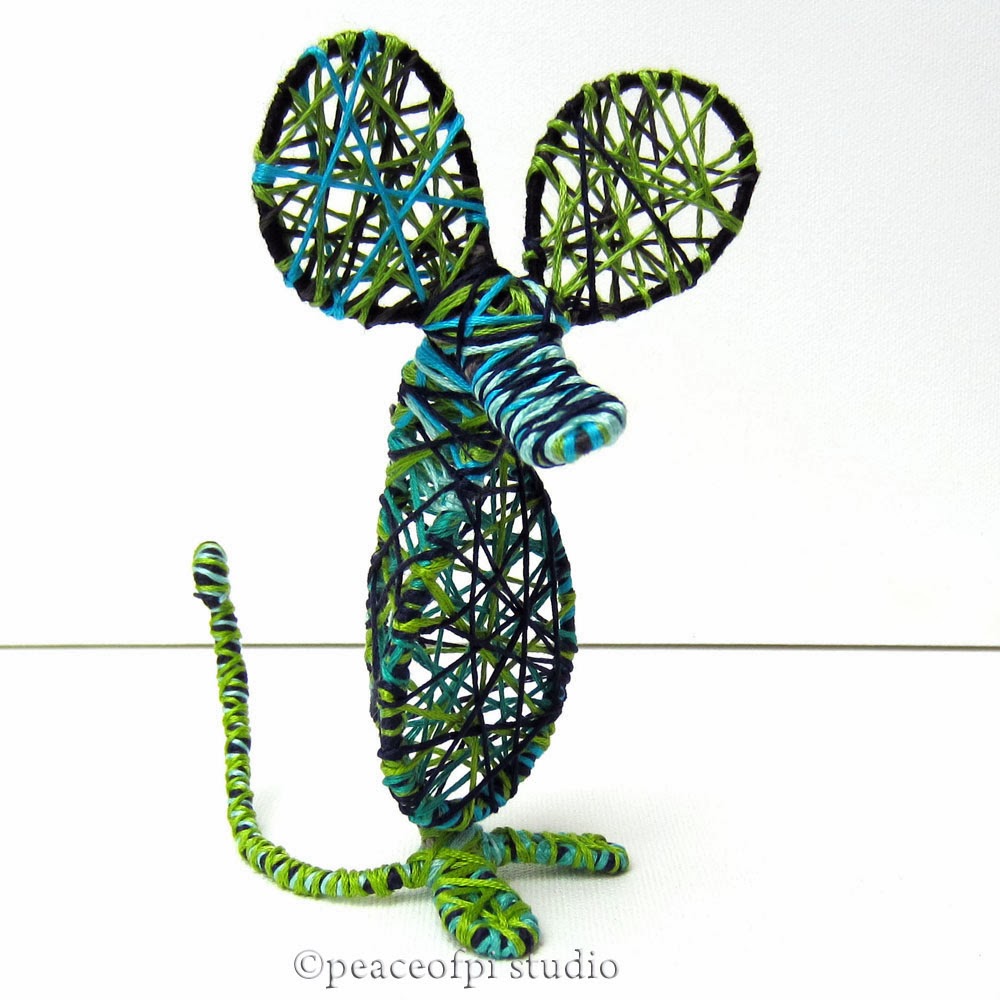 peaceofpi studio: Wire and Thread Mouse Sculpture