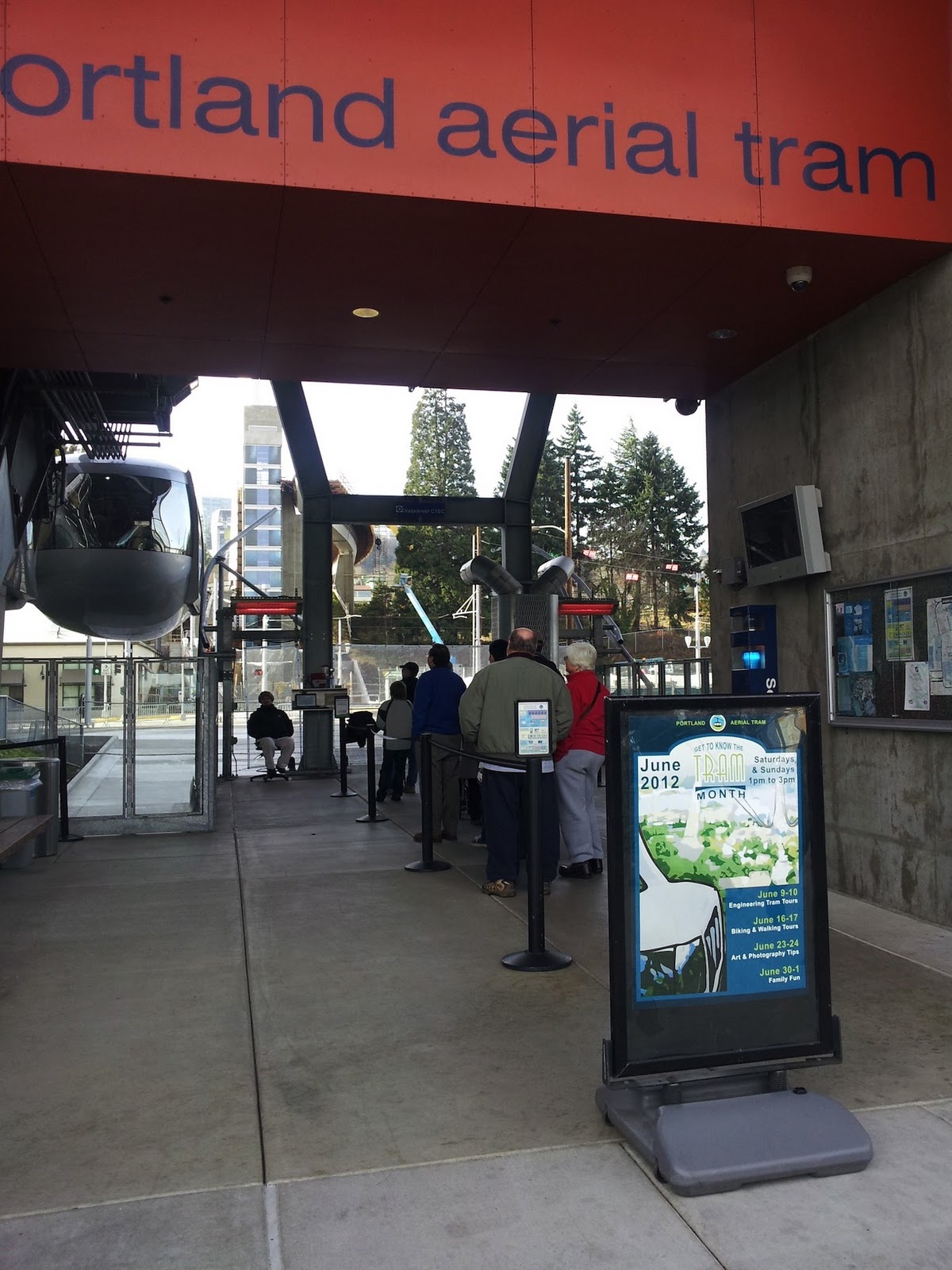 South Waterfront blog: Go By Tram