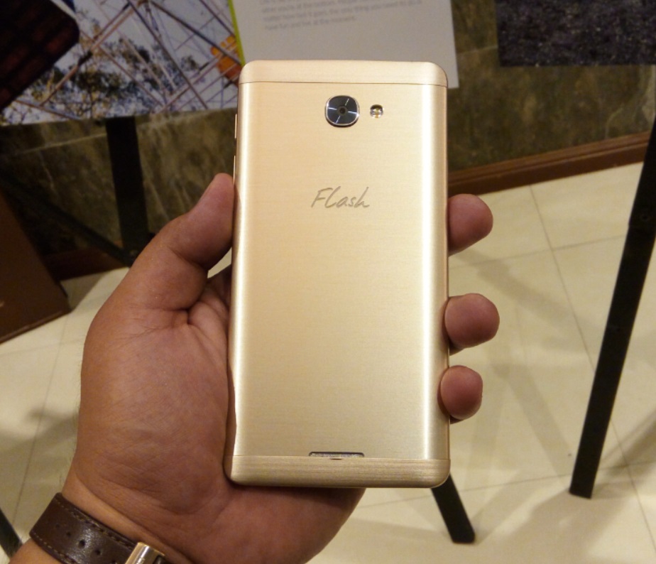 Flash Plus 2 Hands-on and Initial Impression - TeknoGadyet