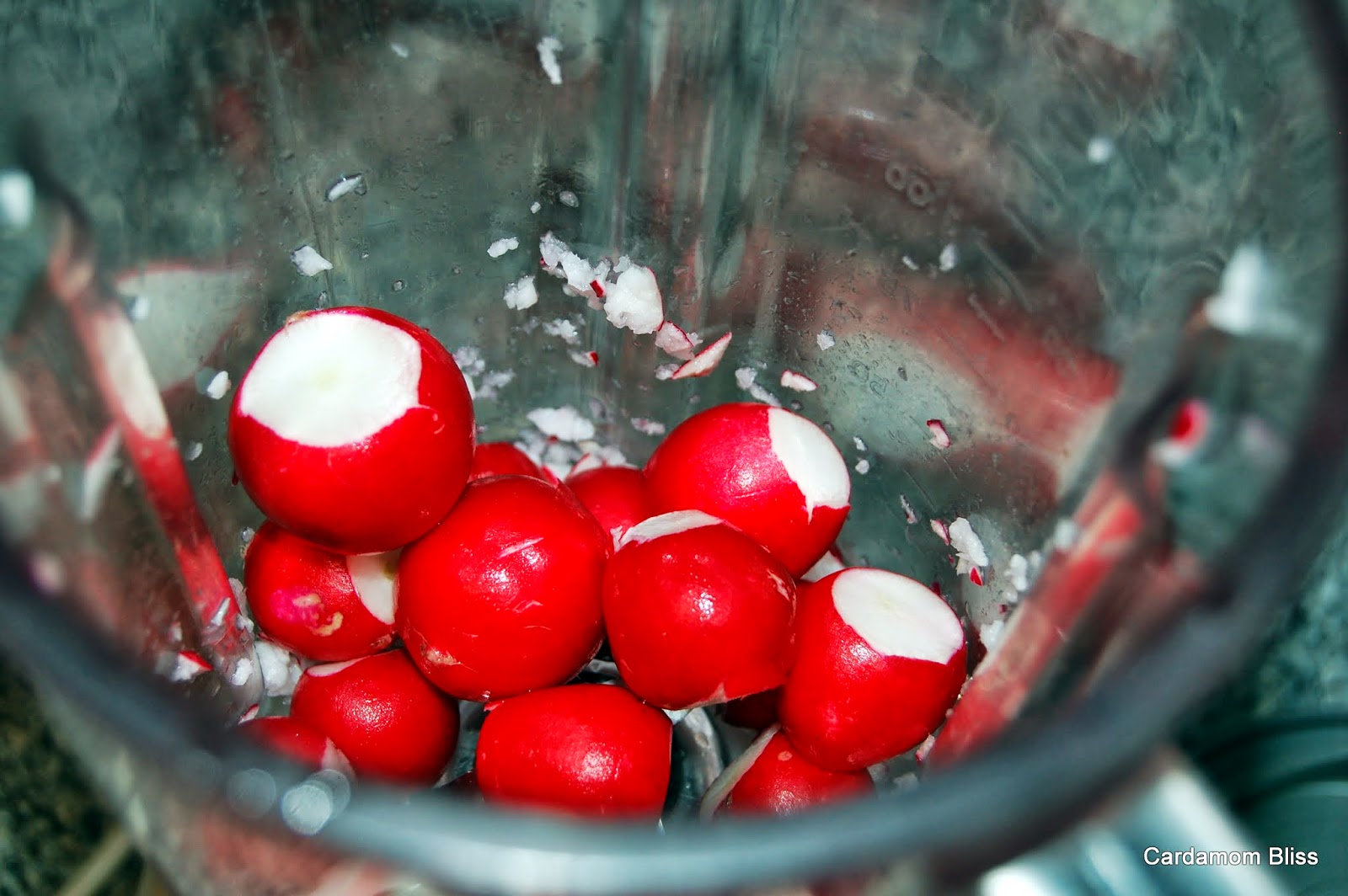 Cardamom Bliss: It's not your mamma's cooking: Shredded Radish Salad
