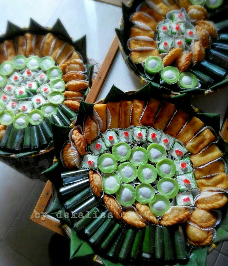 Toko Kue Dekalisa: Kue Tampah - Pesan kue tampah , Snack , daerah ...