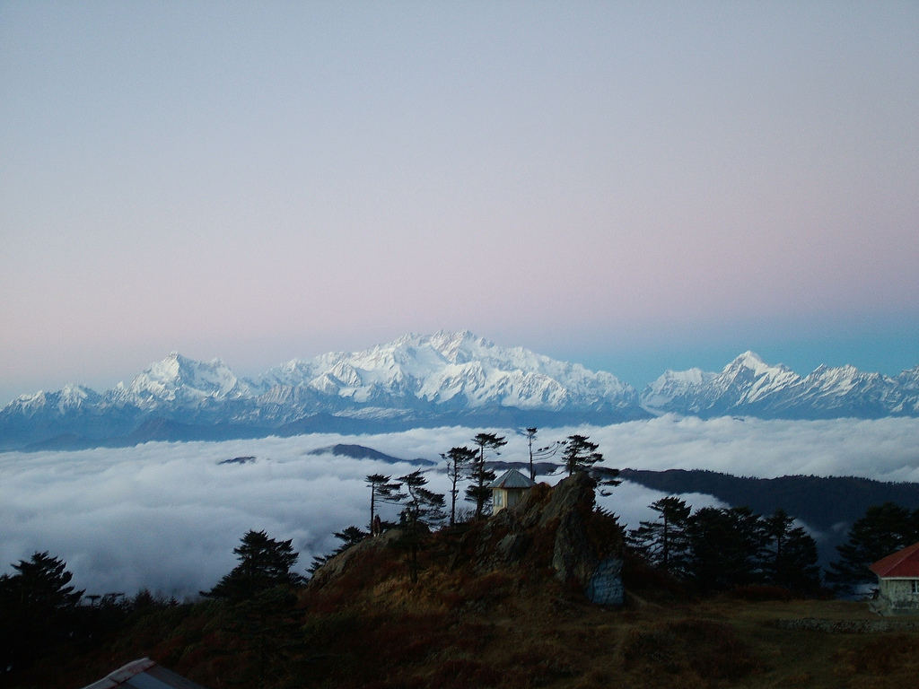 Travel Stories and Suggestions : SANDAKPHU AND PHALUT TREK- INDIA