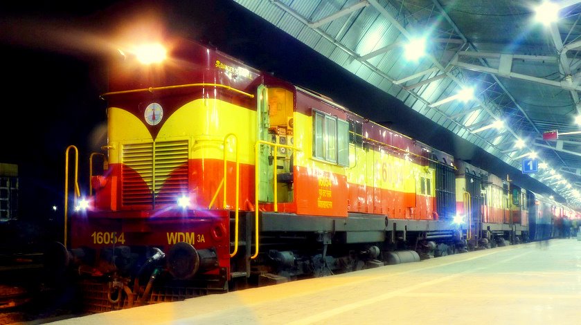 SOUTH CENTRAL RAILWAY: TRAINS & LOCOMOTIVES